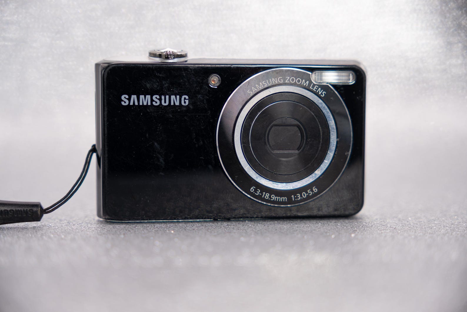 SAMSUNG PL100 - Selfie Screen - Y2K Digicam - 12,2 Mp - Read ...