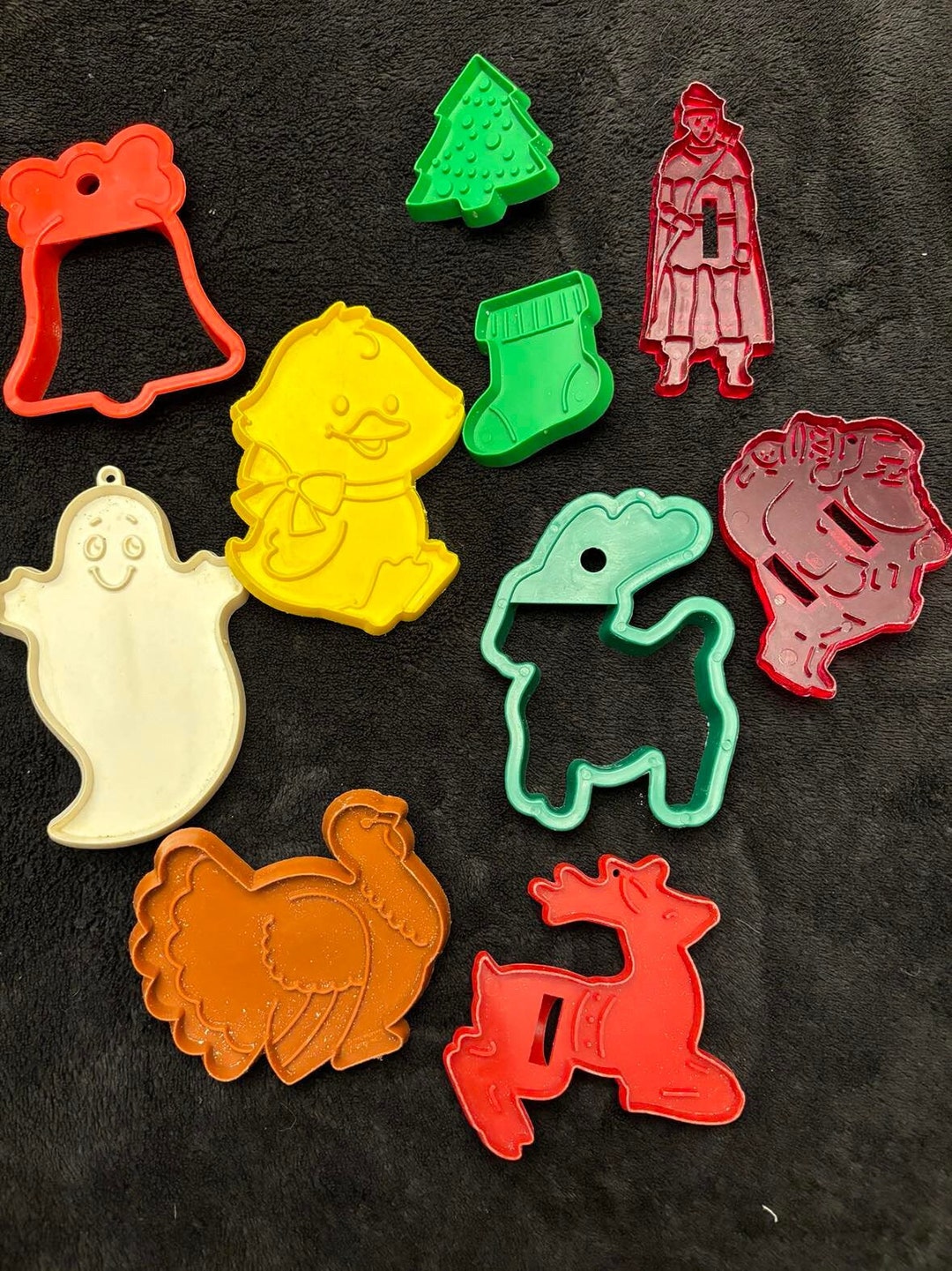 Assorted Cookie Cutters Vintage Robin Hood Flour Plastic Reindeer ...