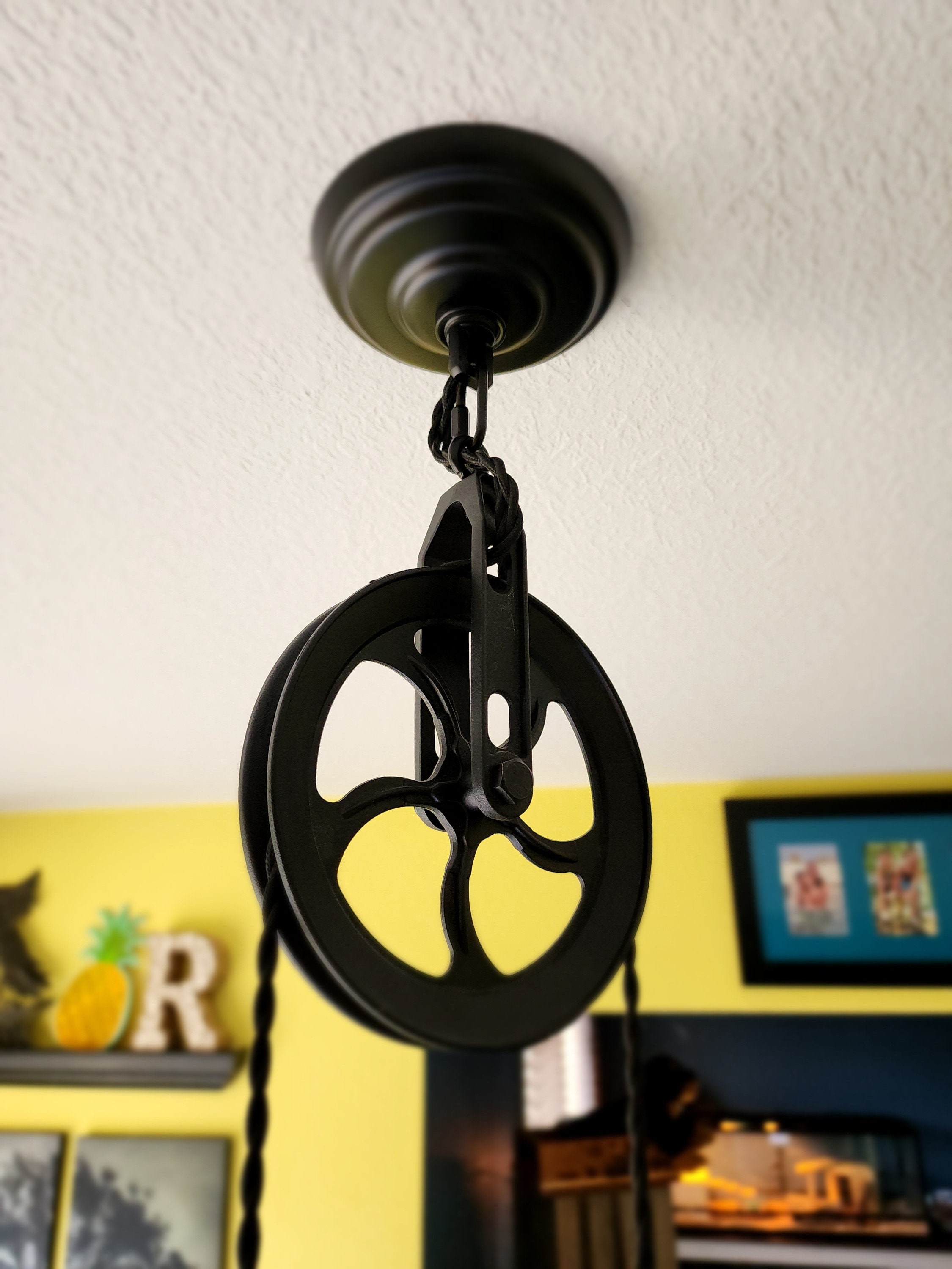 Industrial Style Pulley Pendant Light - Etsy