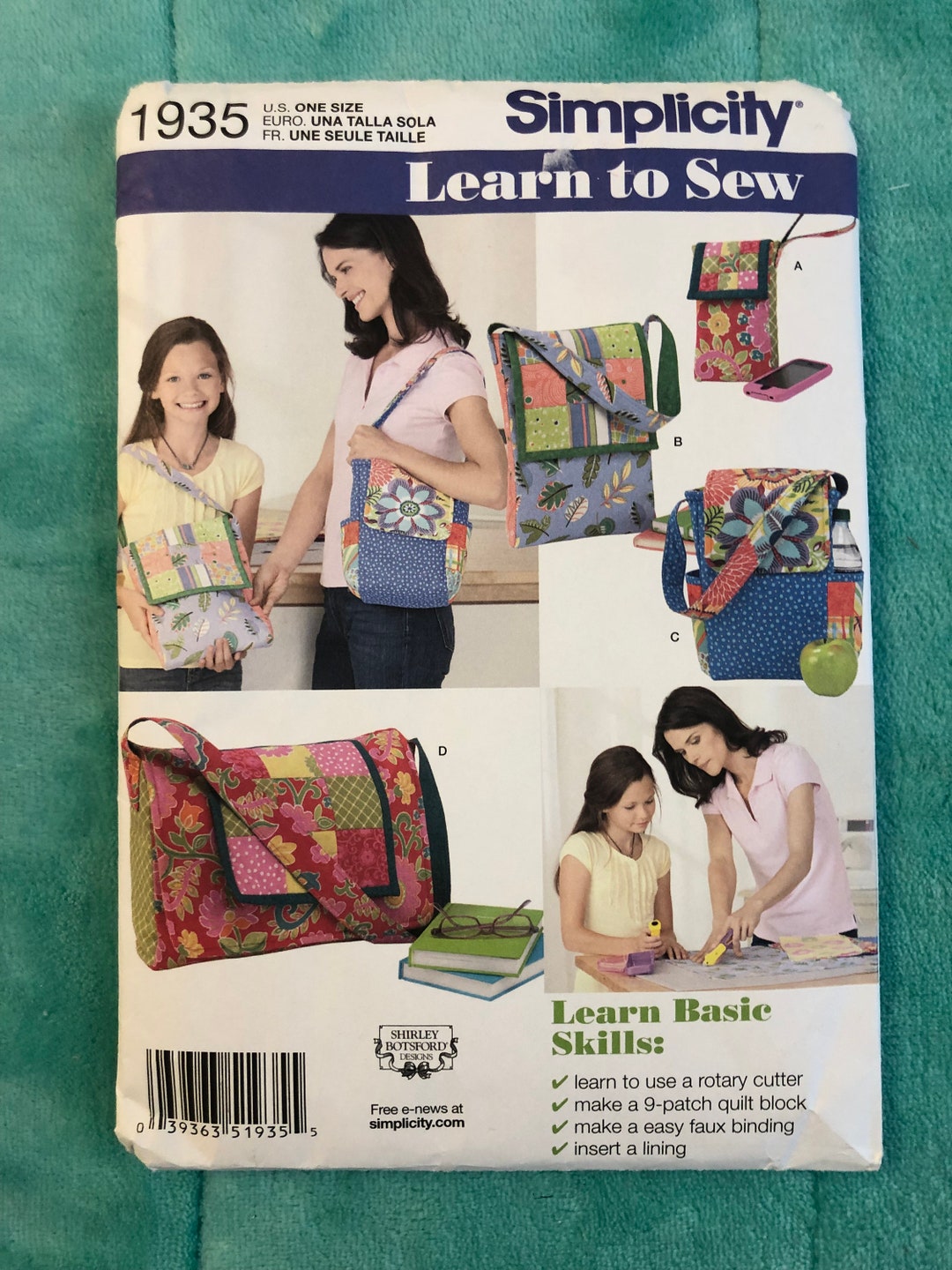 Simplicity Learn to Sew Pattern #1935 - Patchwork Quilting Bags - Circa ...