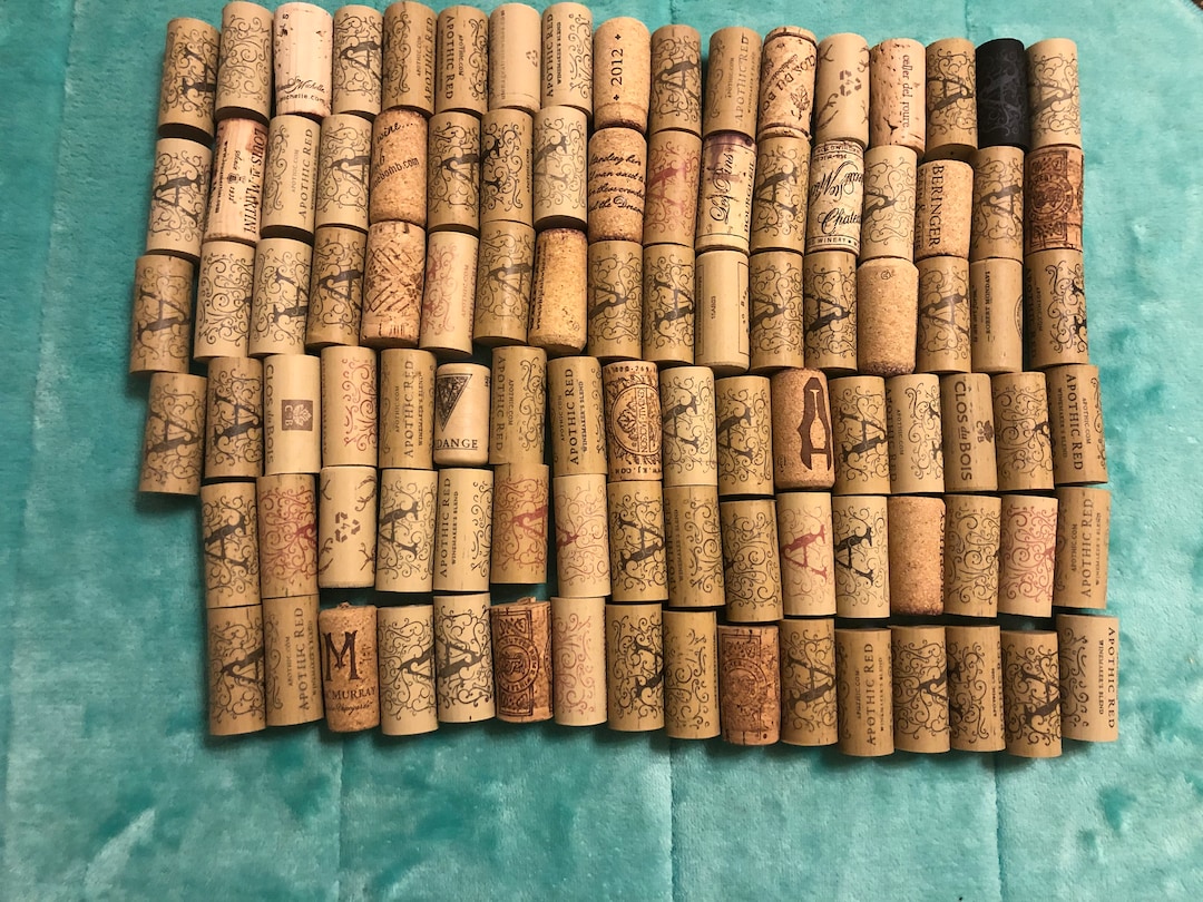 Lot of 100 Assorted Synthetic and Cork Wine Stoppers - Crafts and Decor ...