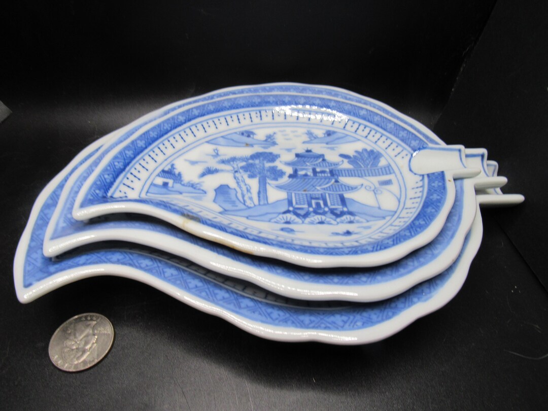3 Rare Chinese Vintage Nested Leaf Plates With Pagoda Design, Marked - Etsy