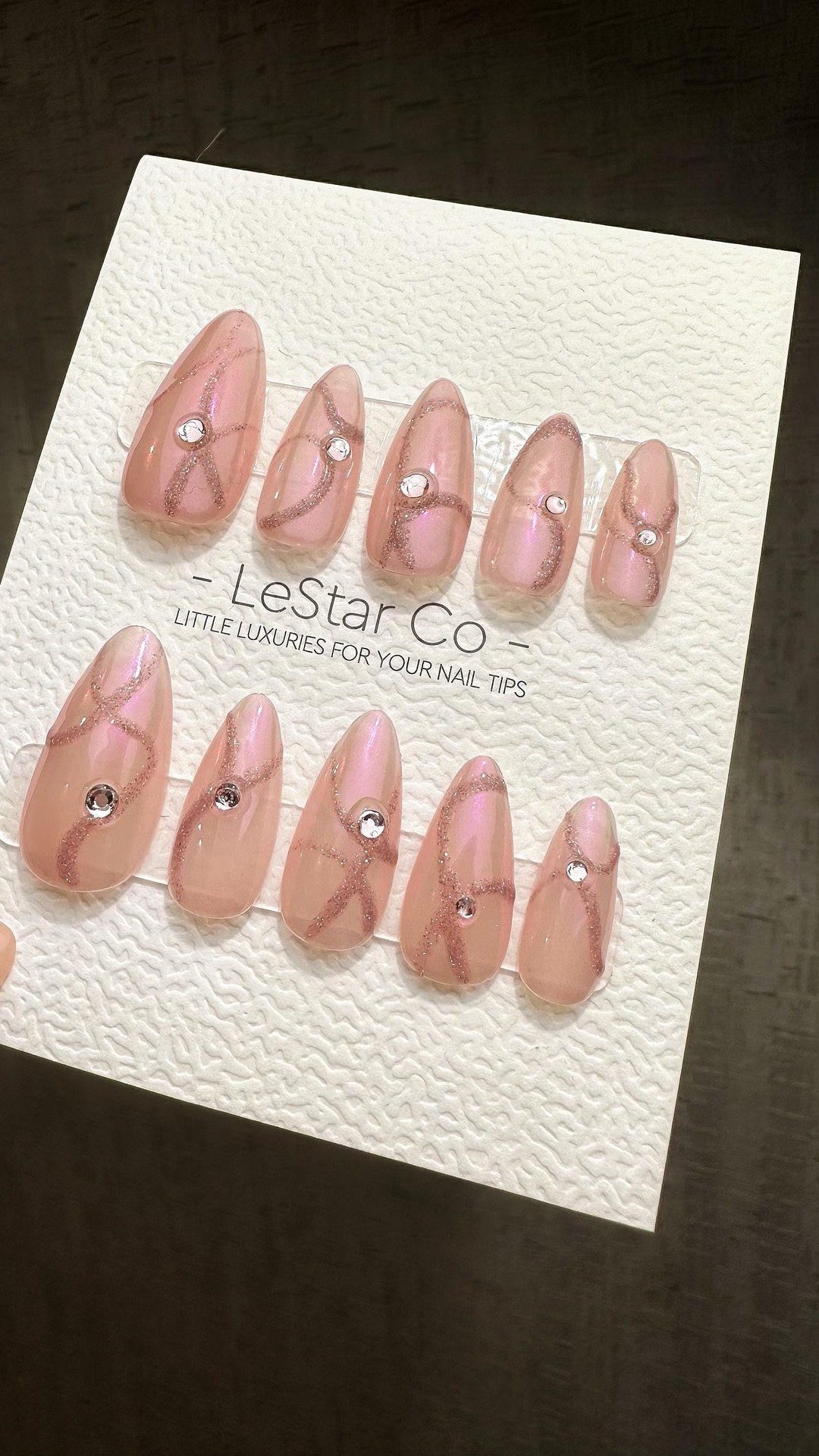 Reusable Gossamer Gleam Swirls| Premium Press on Nails Gel | Fake Nails ...