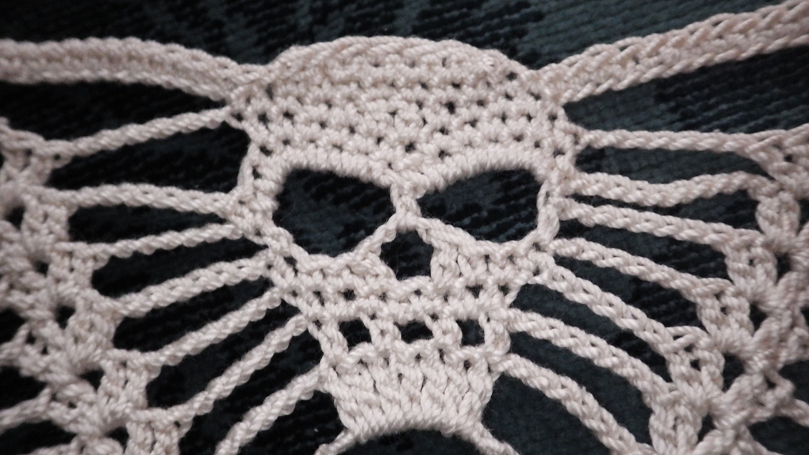 Skulls & Crossbones Doily Pattern Base Pattern - Etsy