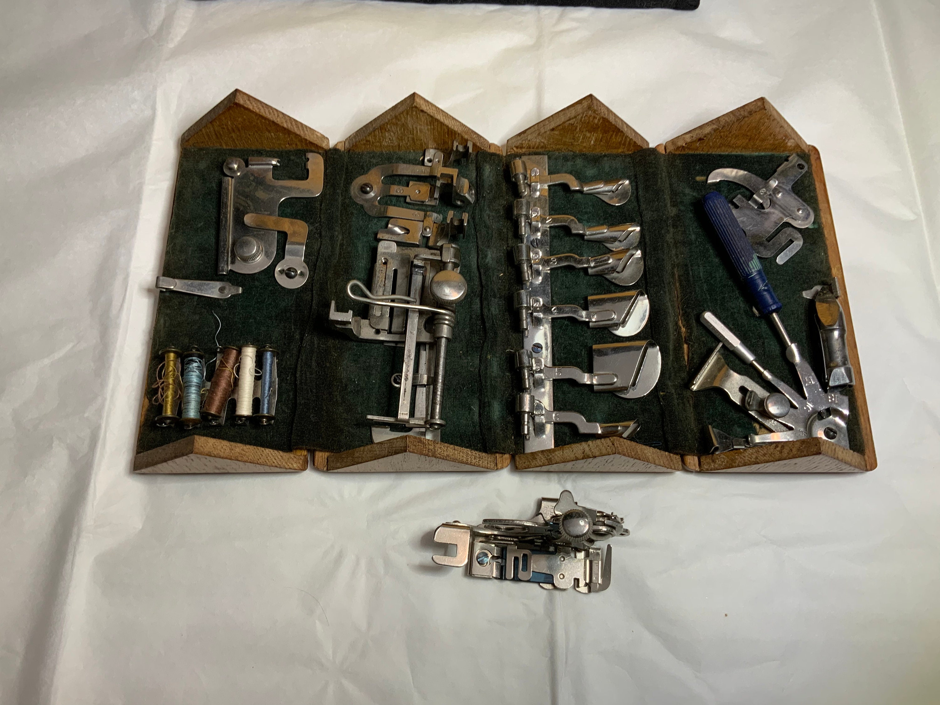 Vintage Singer Puzzle Box With Green Felt and Great Selection of ...