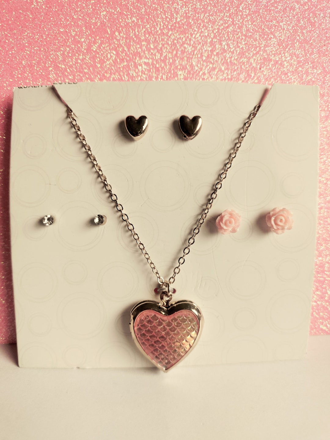 Hearts N Roses - Etsy