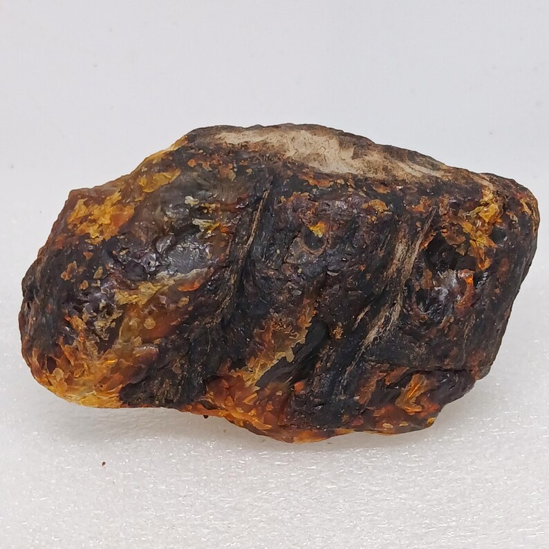 Natural Black Amber Specimen Raw Amber Stone Yellow Amber Tree Sap ...