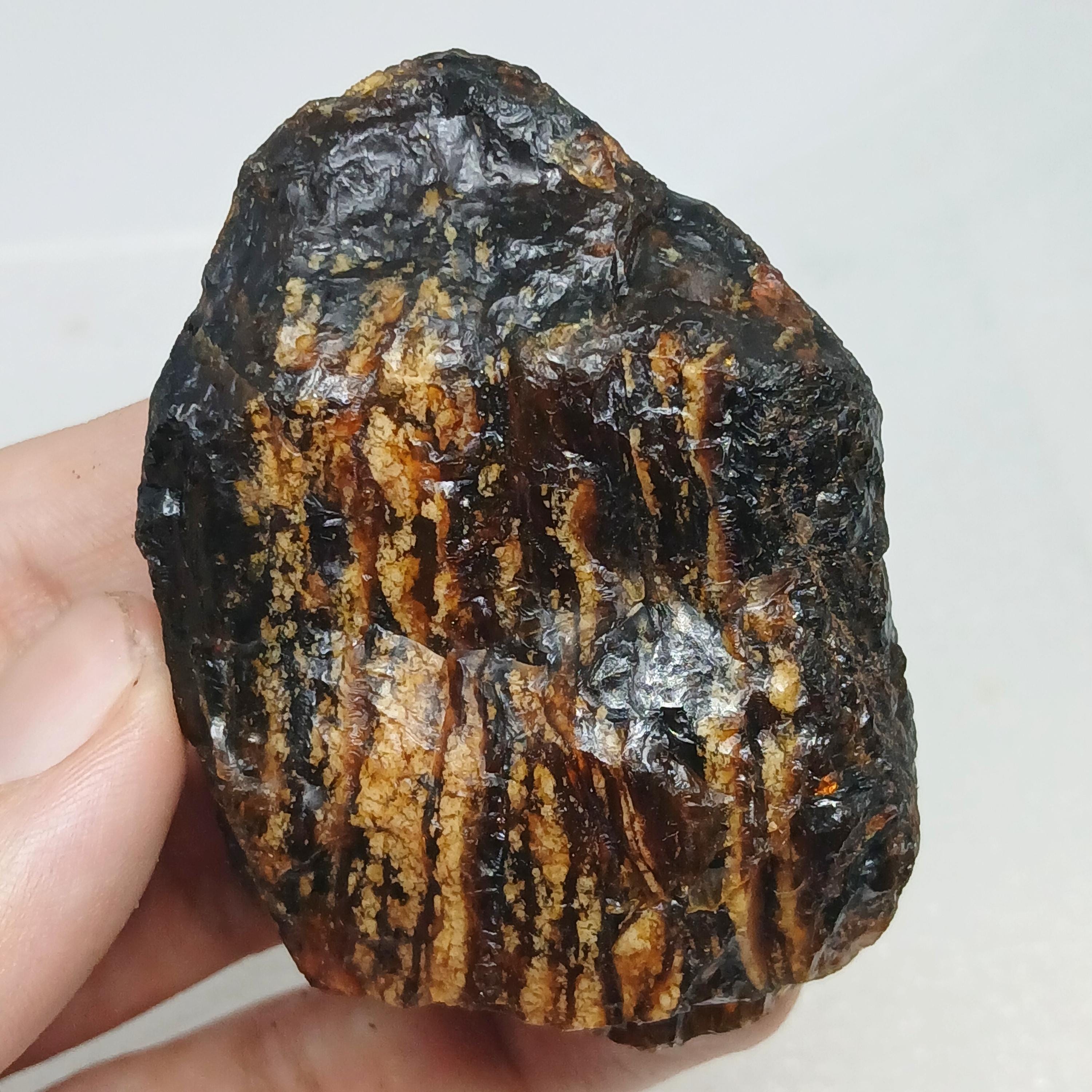 Natural Black Amber Specimen Raw Amber Stone Yellow Amber Tree Sap ...