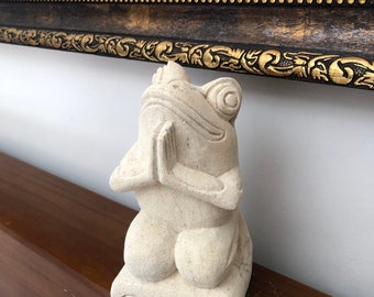 Namaste Frog Statue - Etsy