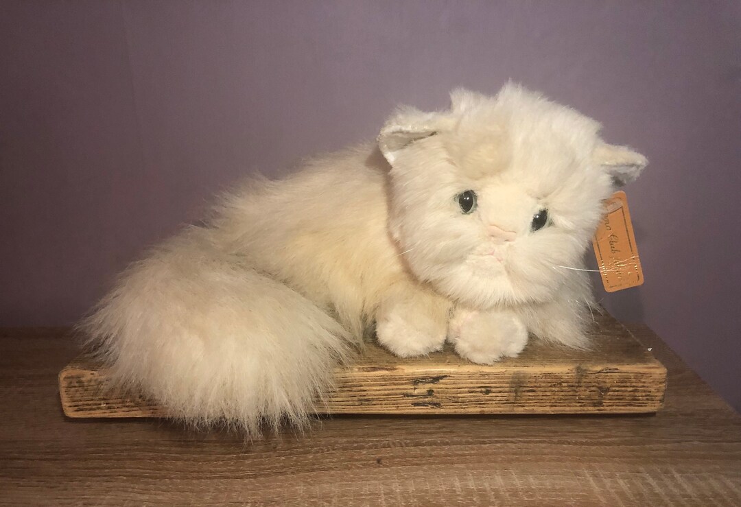 Anna Club Plush Leather Tag Line 1994 Persian Soft Beige Cat Vintage 90s Stuffed Plush Ribbon Bow Collar W Tag Green Eyes Realistic Etsy UK