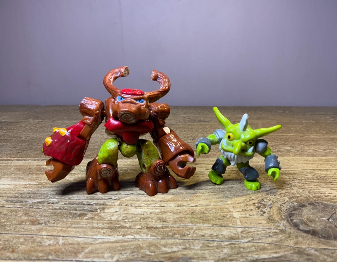 SKYLANDERS Mega Bloks 2 Mini Articulated Action Figures Troll Merch ...