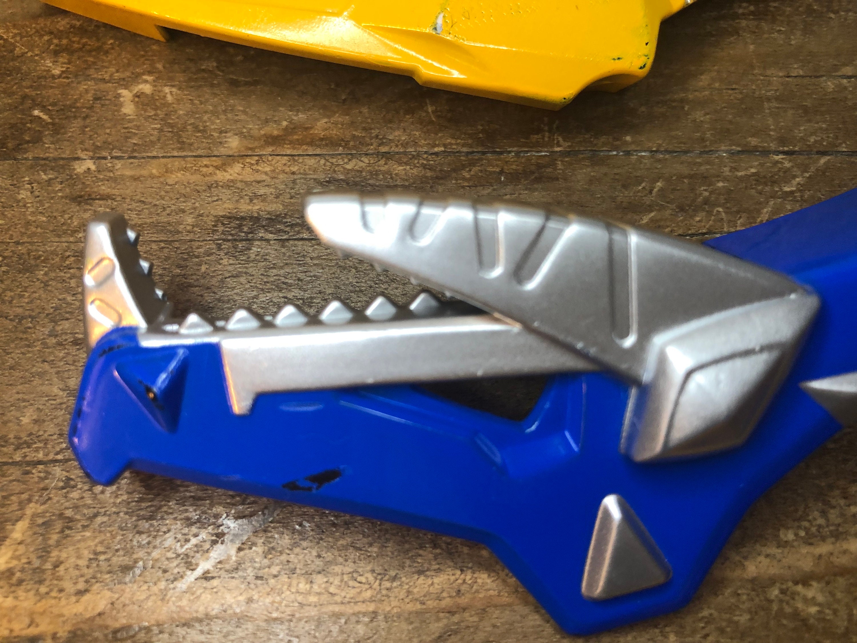 Power Rangers Dino Thunder Thundersaurus Morpher W/zord Caller - Etsy UK