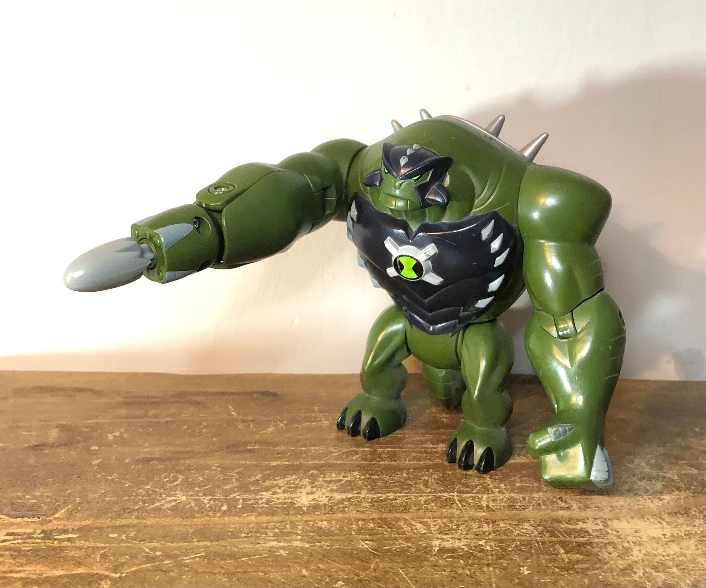 BEN 10 Ultimate Humungousaur DNA Alien Heroes Complete - Etsy