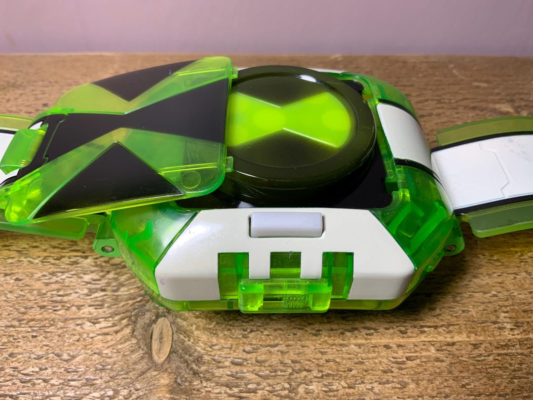 BEN 10 Omniverse Omnitrix Touch V.2 Transparent V2 Watch/ Bandai ...