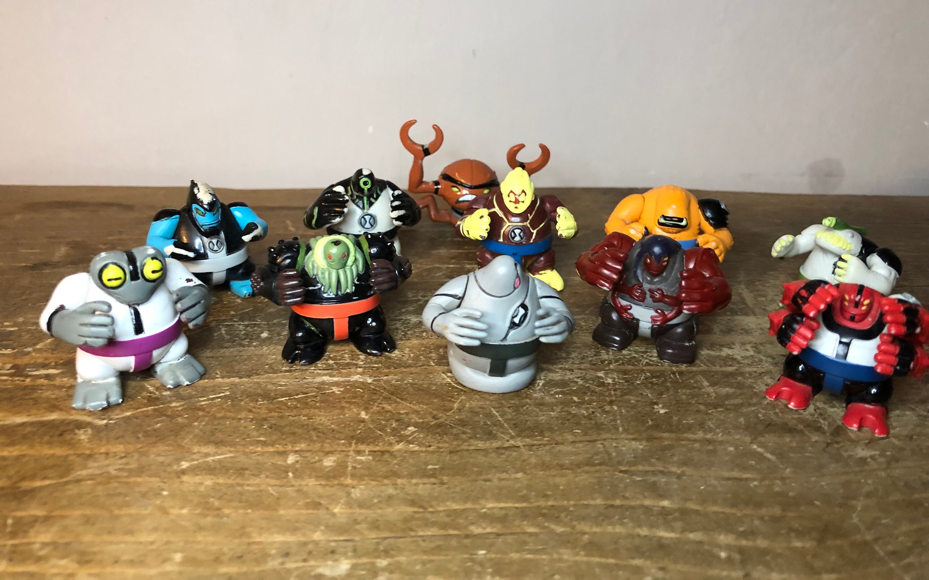 BEN 10 Sumo Slammers Figure Bundle X 11 Mini Figures 1 Bandai - Etsy