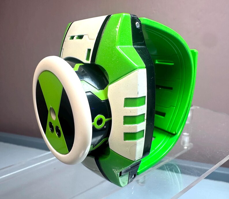 Ben 10 Omnitrix Gravitrix Watch: Galactic Monsters, Lights & Sounds - Etsy