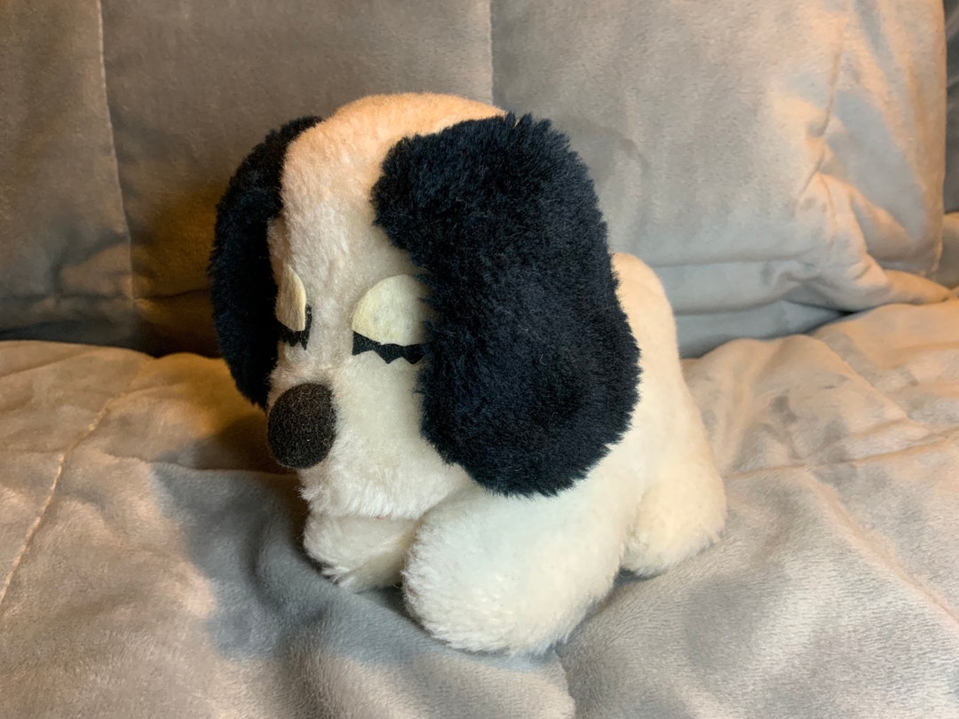 1970s Sleeping Dog Plush Stuffed Toy Made in Korea 5/ 13cm Black ...