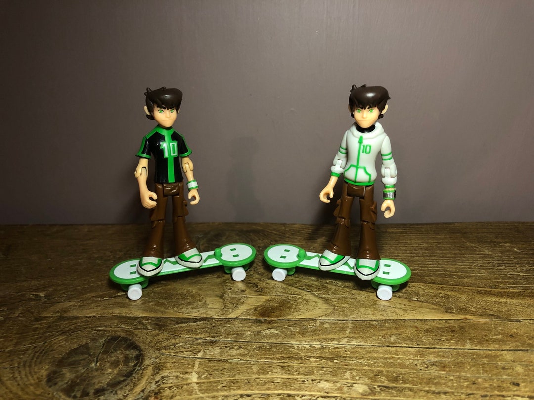 BEN 10 Omniverse Ben Tennyson Figures W/ Skate Boards Black/green Shirt ...