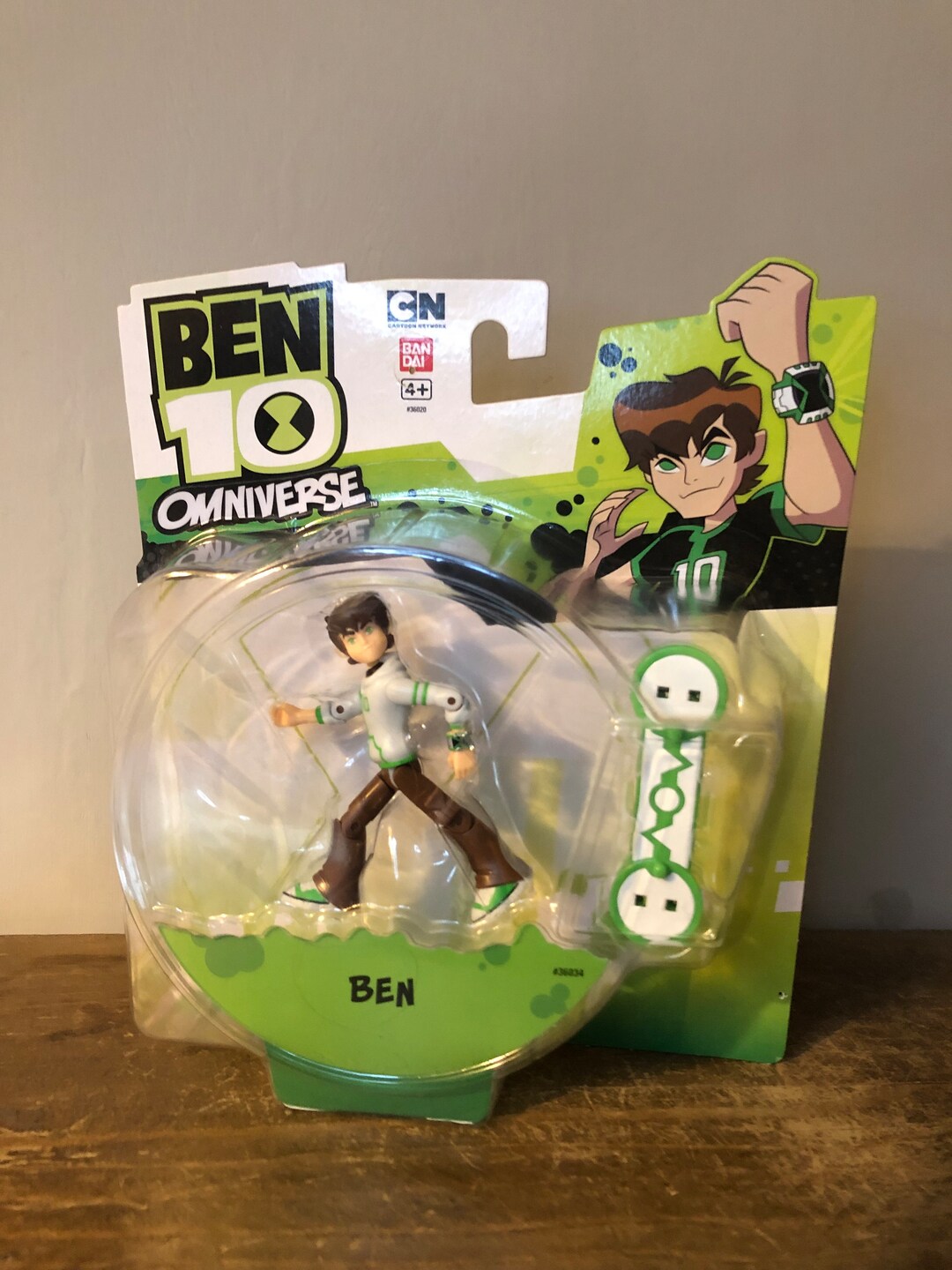 BEN 10 Omniverse Ben Tennyson Figure W/skate Board 4 36034 - Etsy