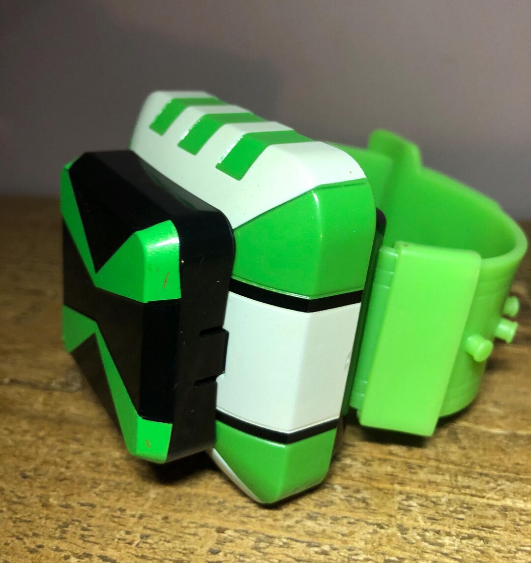 Ben 10 Omniverse A.I. Omnitrix Watch AI Rare Alien Toy Bandai Lights ...