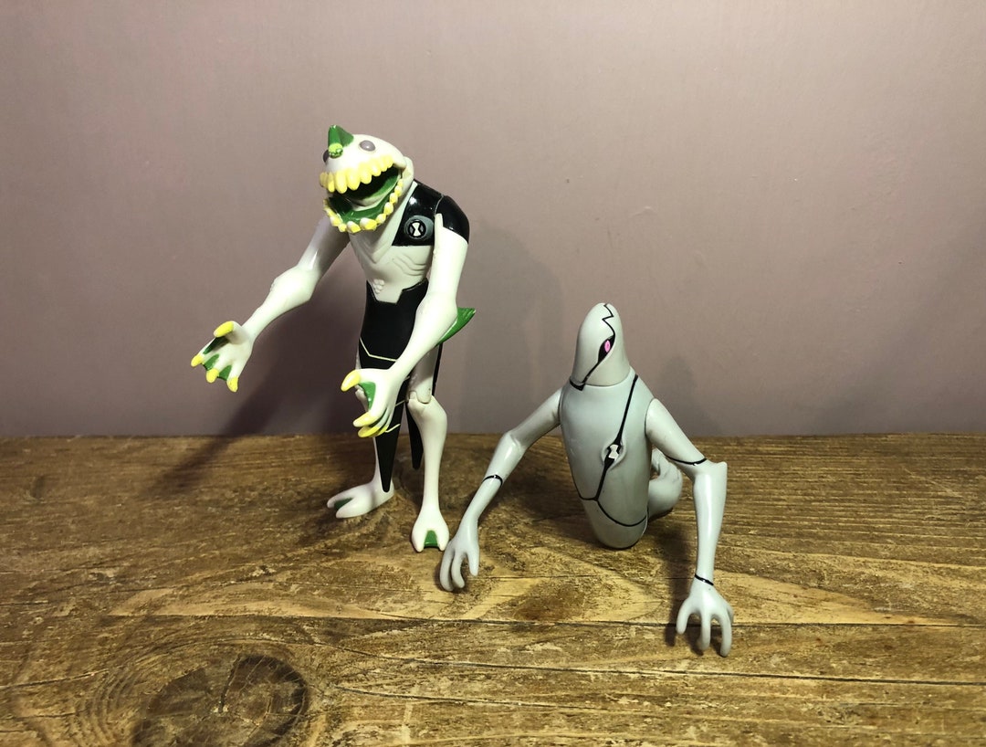 BEN 10 Alien Force Series 1 Action Figures Ghostfreak & Ripjaws S06 ...