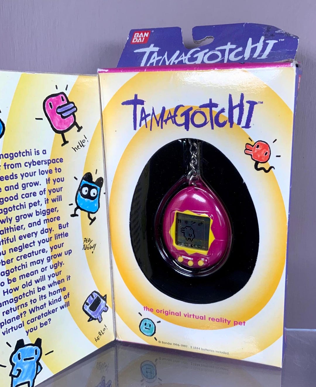 Tamagotchi Original 1996-1997, '97, Bandai, Gen 1, P1, Solid Pink Shell ...