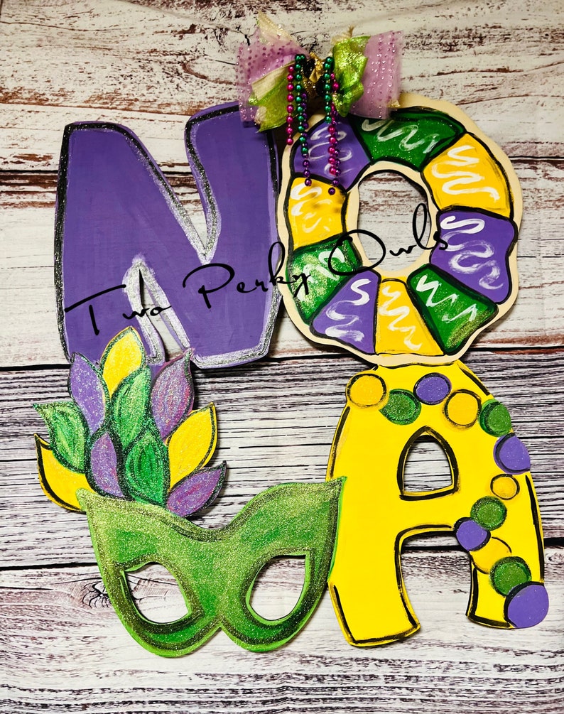 Nola Door Hanger- Mardi Gras Door Hanger- Louisiana Decor- Mardi Gras ...