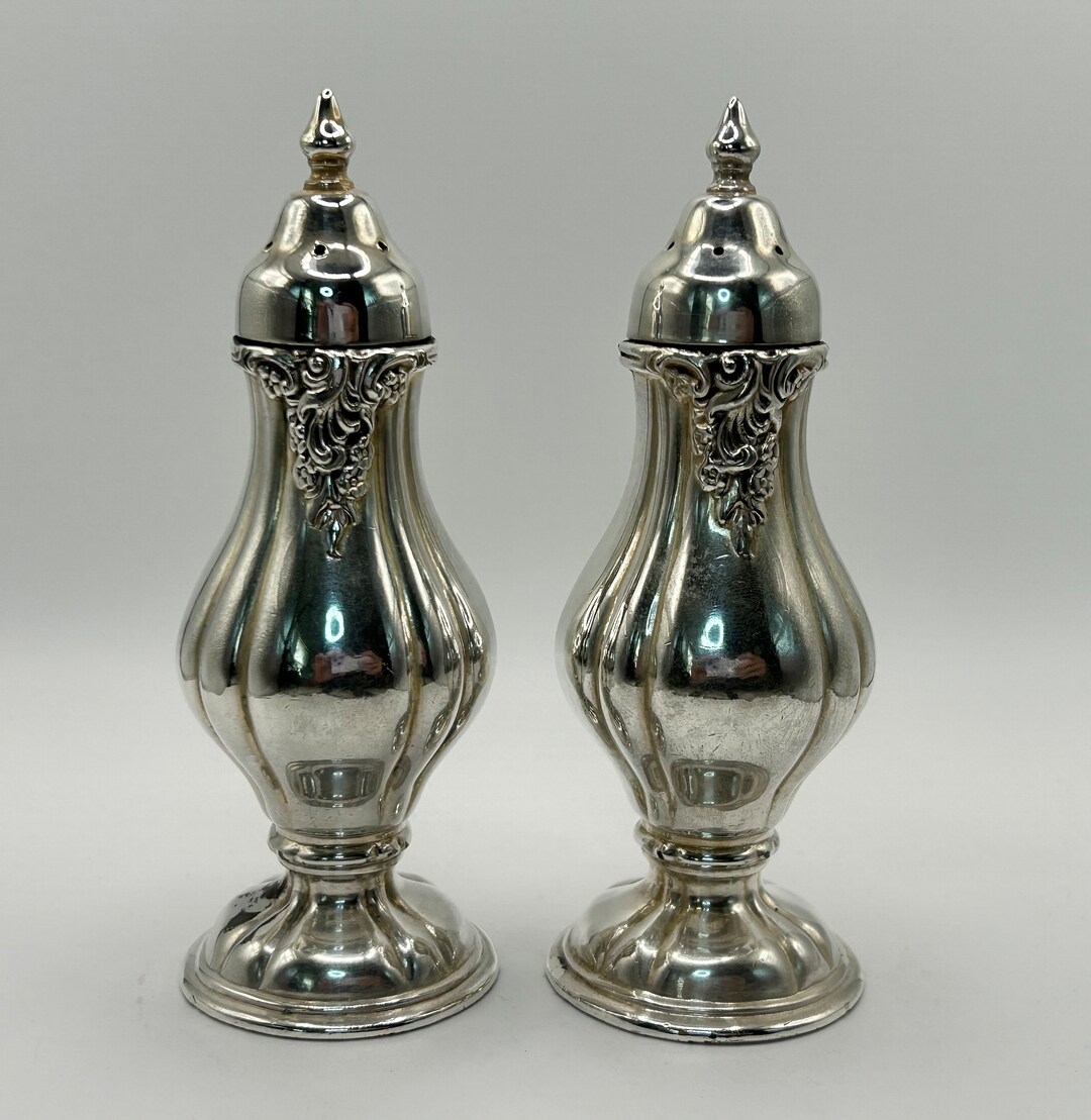 Baroque Wallace Silver Plate Salt and Pepper Shakers - Etsy
