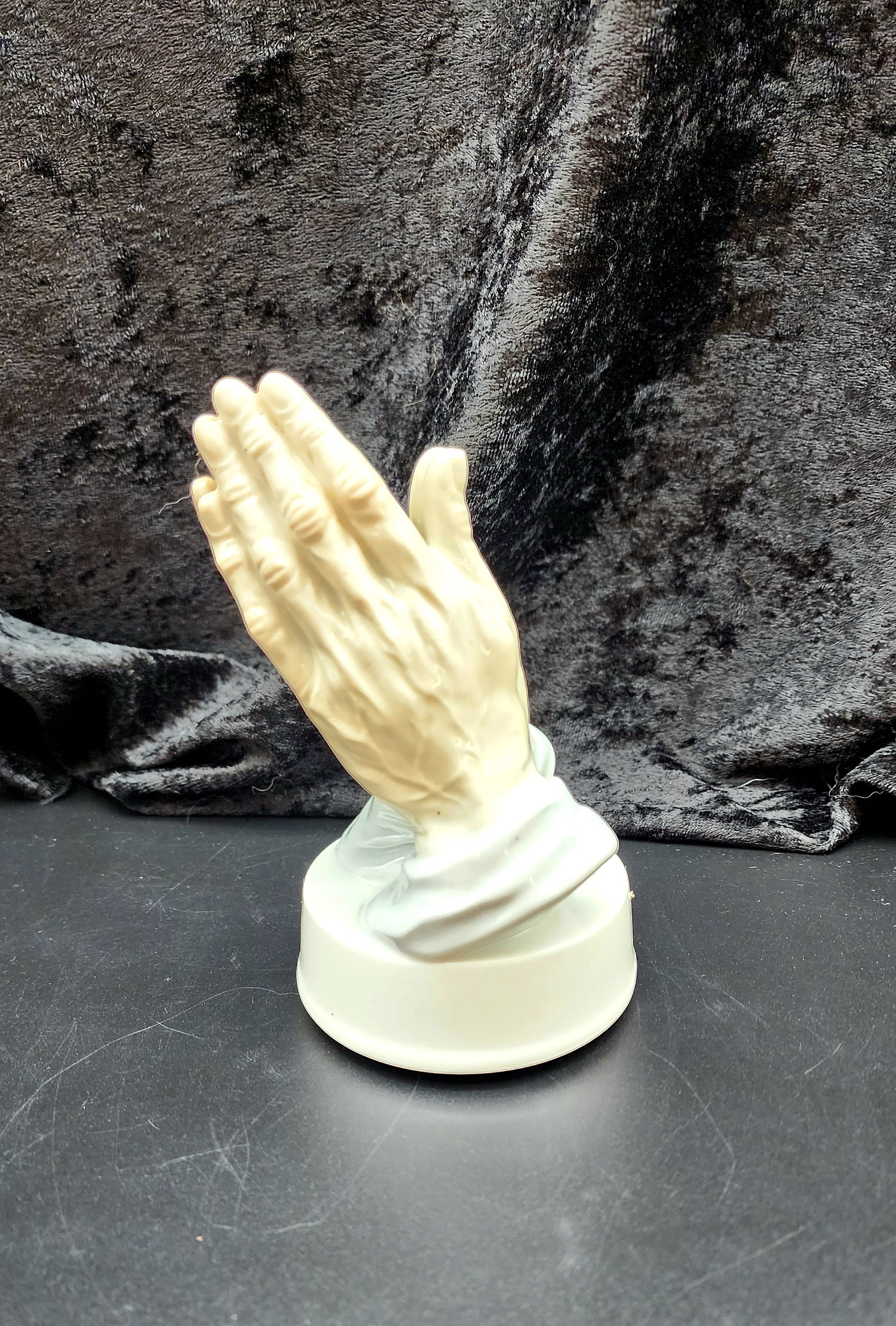 Vintage Porcelain Praying Hands Music Box amazing - Etsy