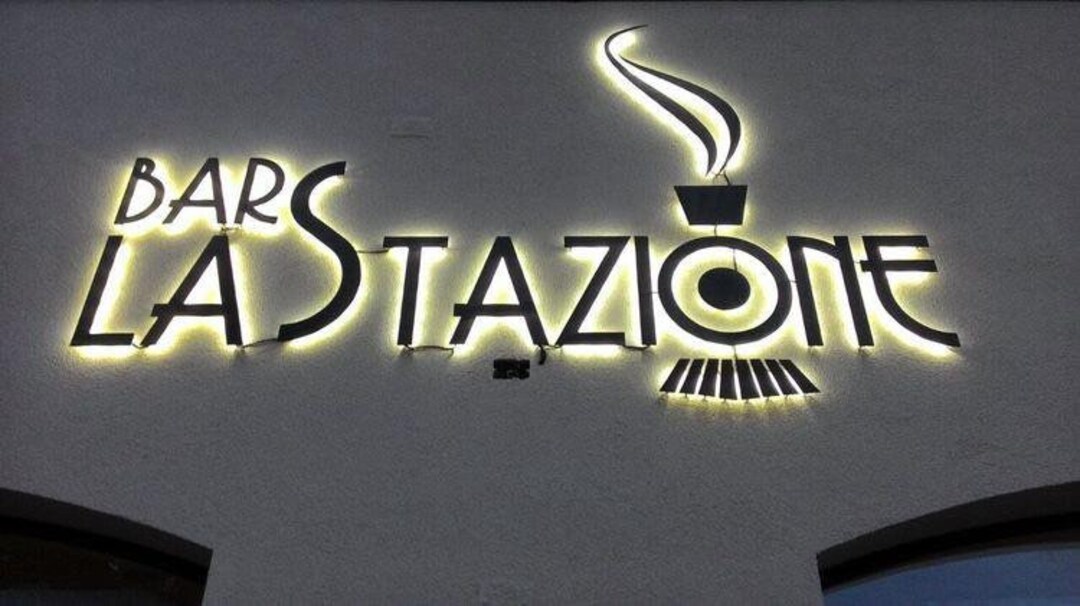 LED Signs, Neon Logo Signs, Restaurant Signs, Custom Logo Signs ...