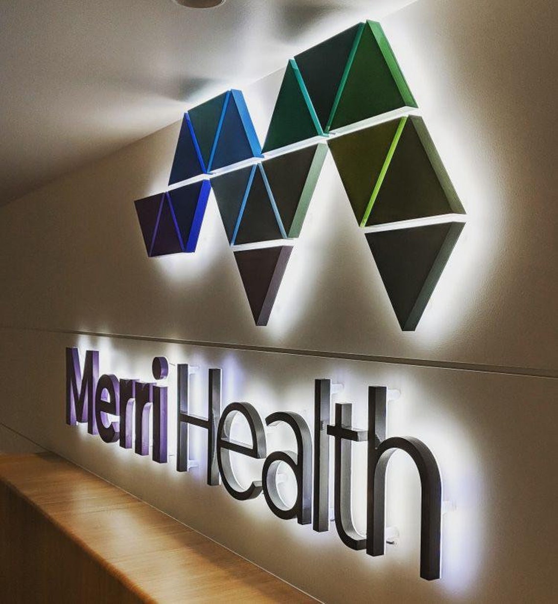 Logo Signs, Led Backlit Signs, Illuminated Signs, Custom Signs ...