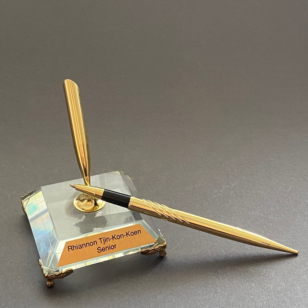 A Fountain Pen Golden Sign Pen, Custom Minimalist A Gold Pen ...