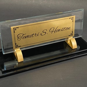 Desk Name Plate for Secretaries and Office Assistants, Desk Name Tag ...