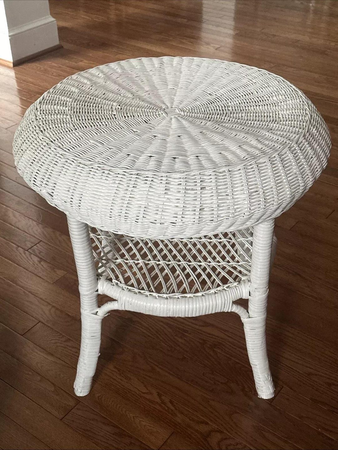 Vintage Wicker Rattan Round Accent Table W/lower Shelf Excellent ...