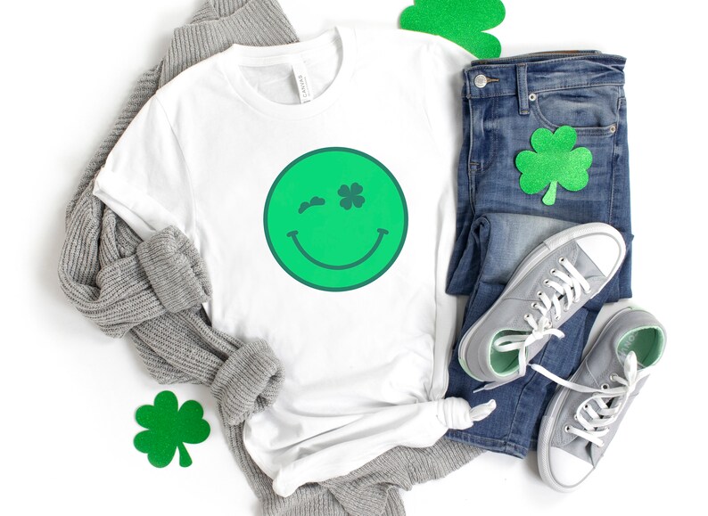 Smiley Face DIGITAL DOWNLOAD SVG! for Saint Patrick’s Day Shirts, Decor ...