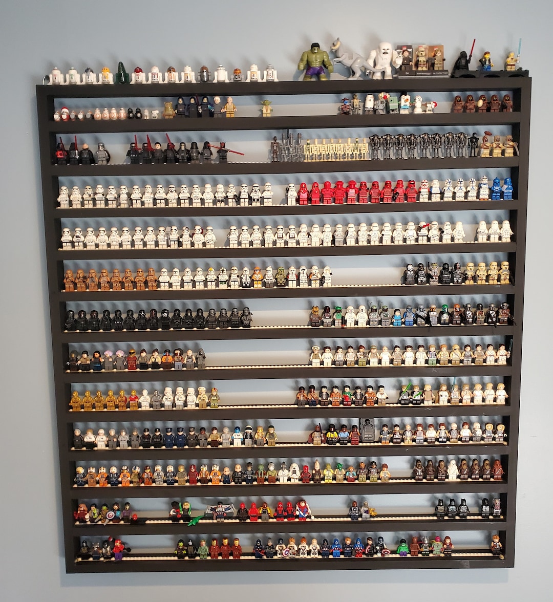 Custom Wall Display Shelf for Minifigures – Large Size, 500 Mini ...