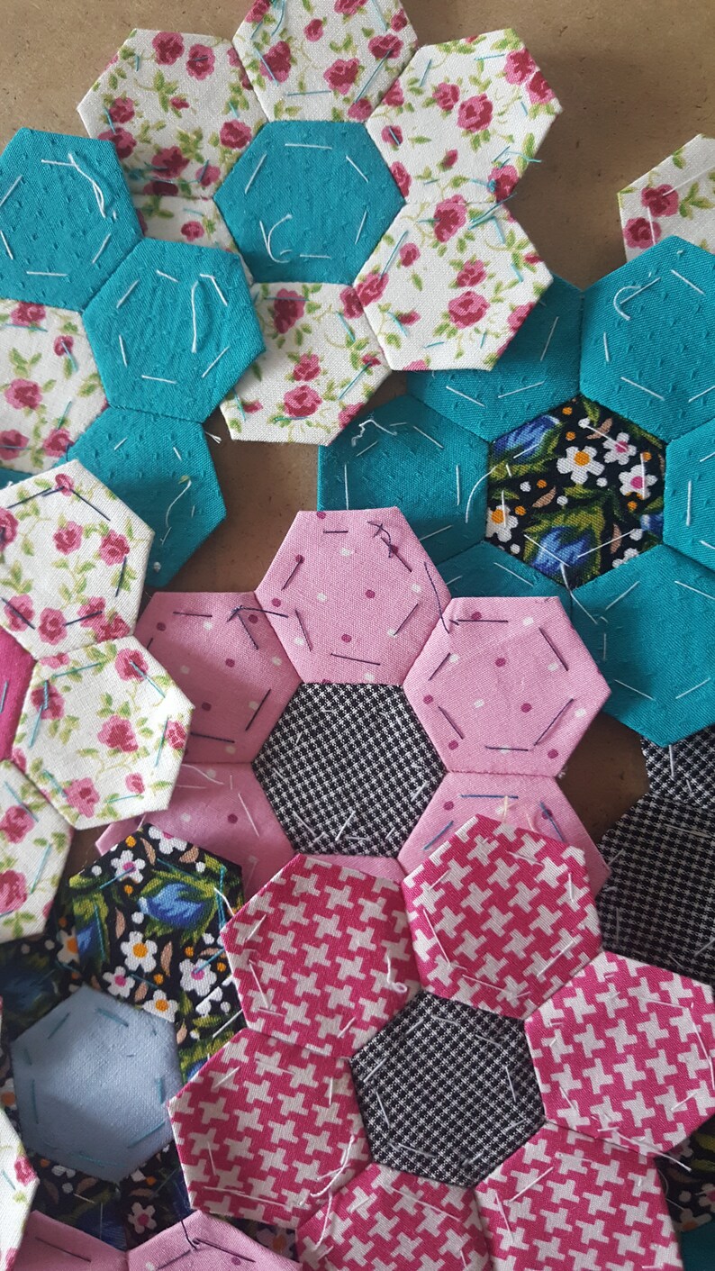 English Paper Piecing (EPP) Templates for Printing: Hexagons in 14 ...