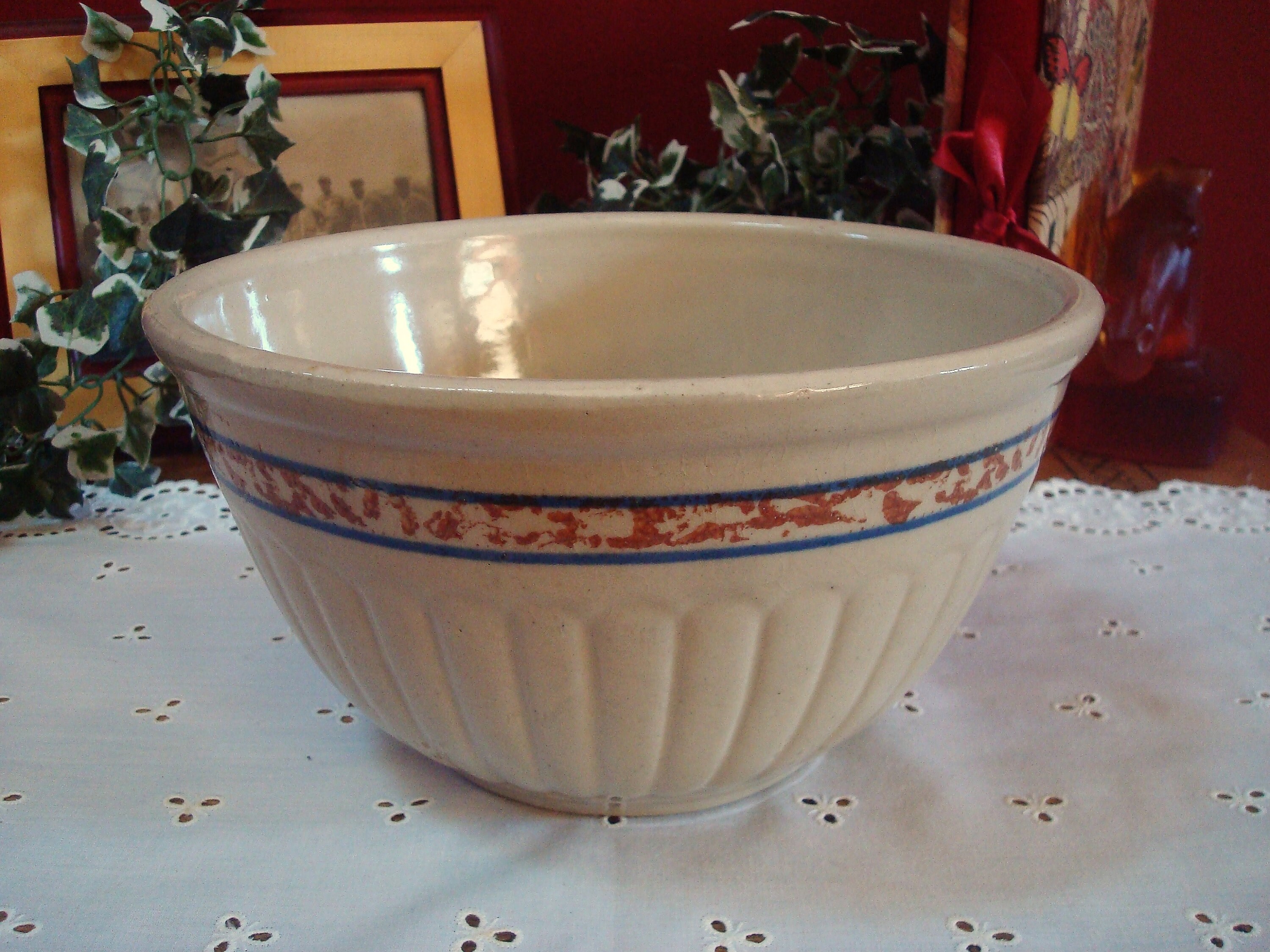 Vintage Hard to Find Red Wing 9 Inch Spongeband Mixing Bowl With Bottom ...