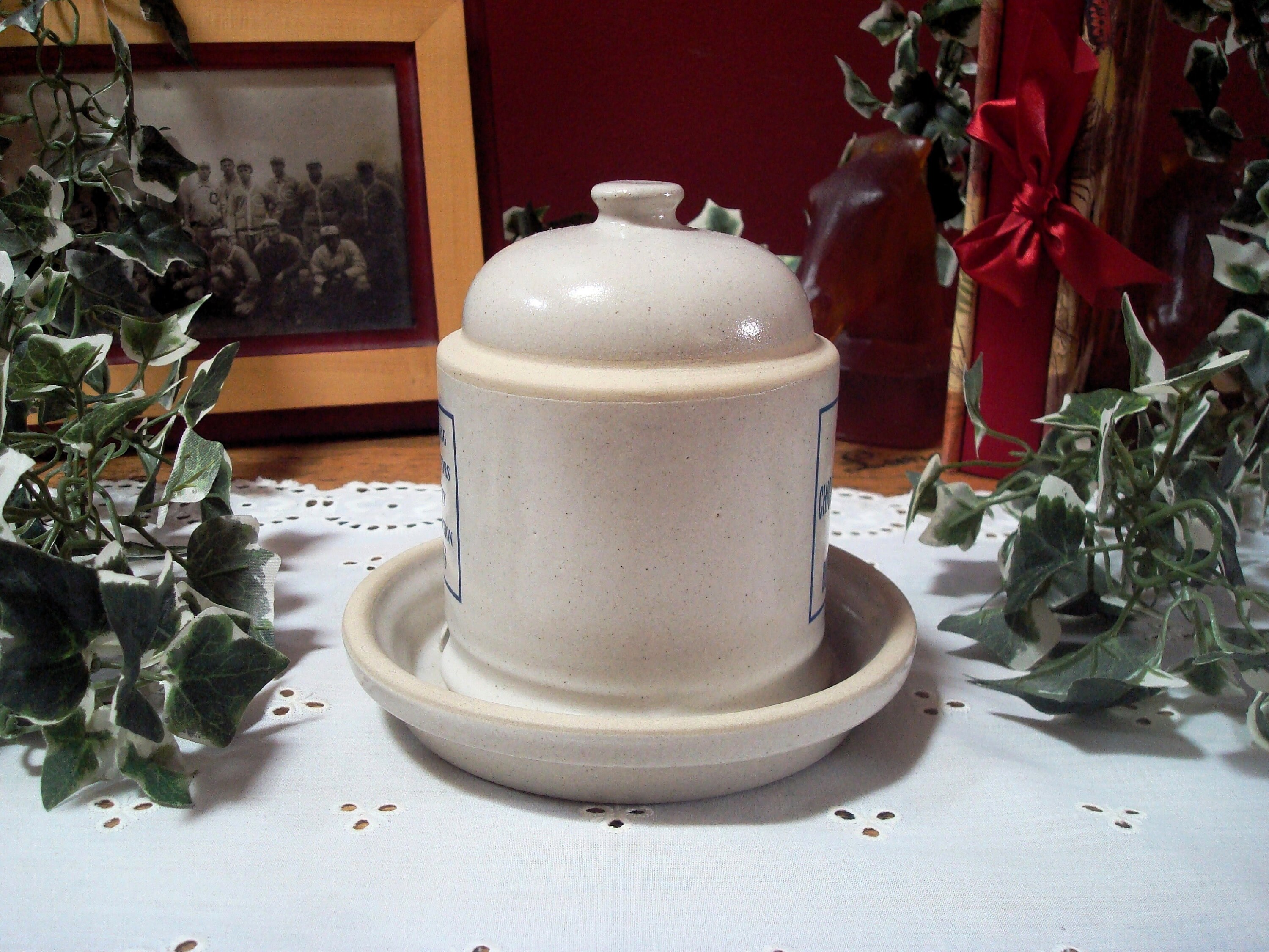 Vintage Red Wing Collector's Society Commemorative Miniature Chicken ...