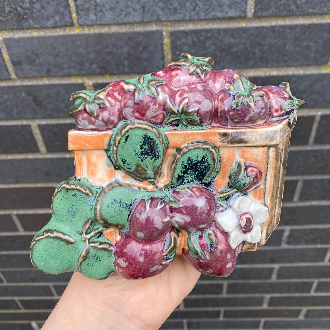 Strawberry Wall Plaque | Strawberry Decor | Strawberry Wall Art ...