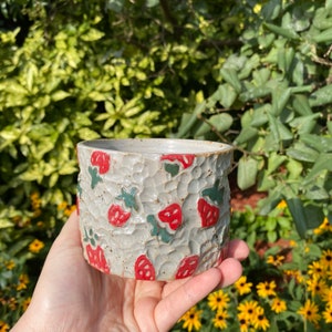 Small Strawberry Planter | Strawberry Pottery | Strawberry Ceramics - Etsy