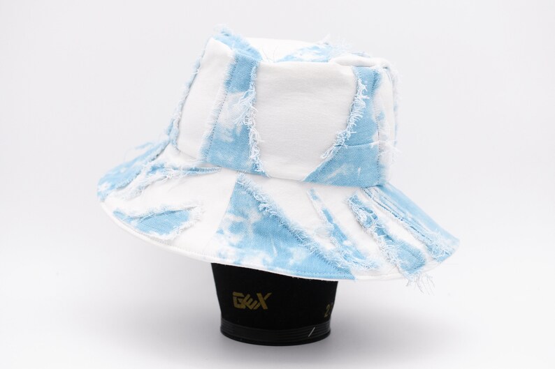 Handmade 4-way-wear Cute Peaceful Sky and Cloud Frayed Edges Patchwork ...