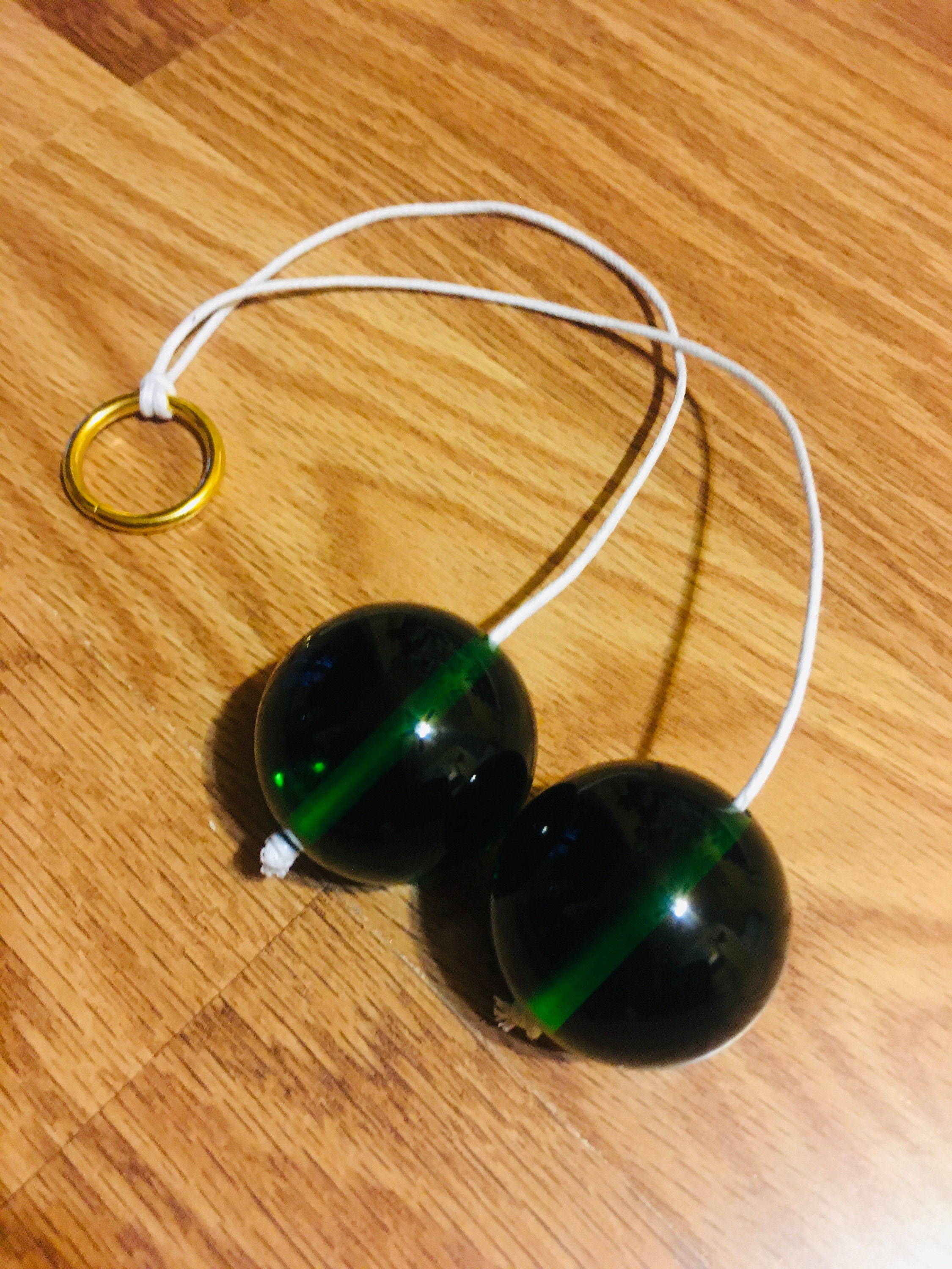 Ceyda Clackers: Acrylic Ball Noise Maker Toy (green) - Etsy