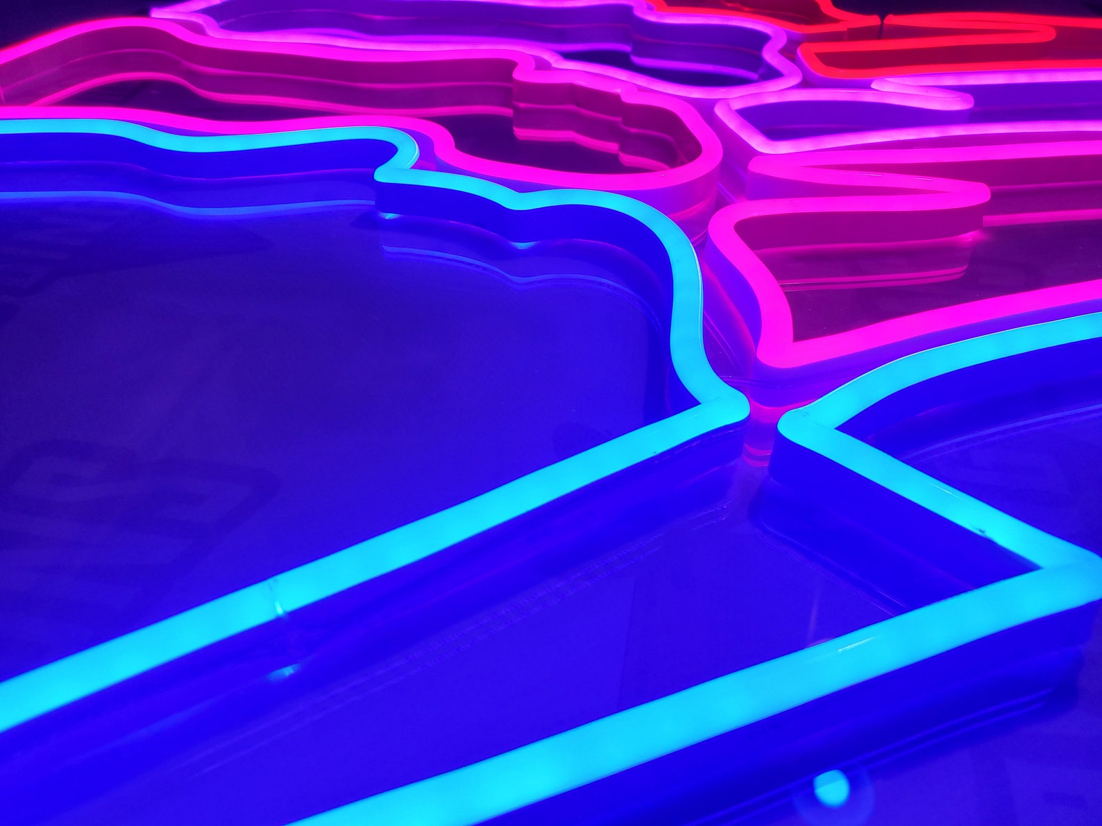 HUGE 40 Sopranos Mafia Inspired Neon LED Sign Group Outline Stugots ...