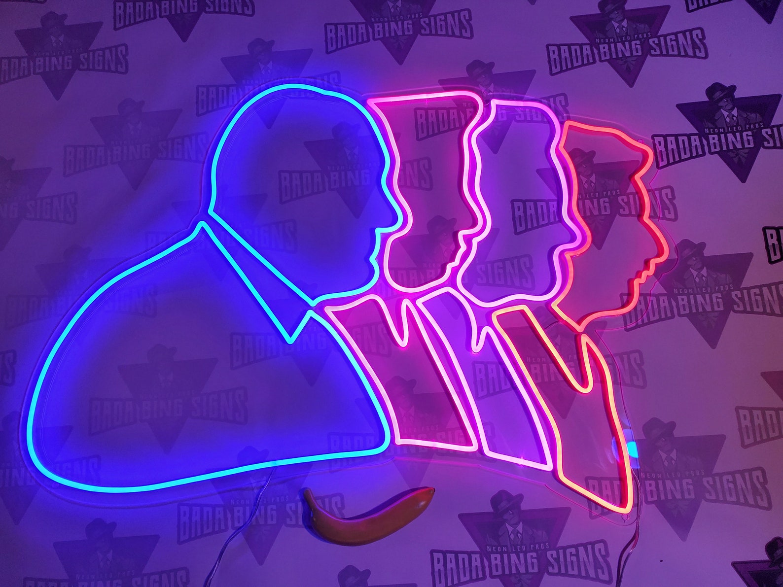 HUGE 40" Sopranos Mafia Inspired Neon LED Sign Group Outline Stugots ...