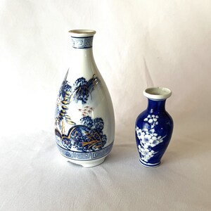 Vintage Chinoiserie Blue Flow Ware Porcelain Ceramic Bud Vase Gold Gilt ...