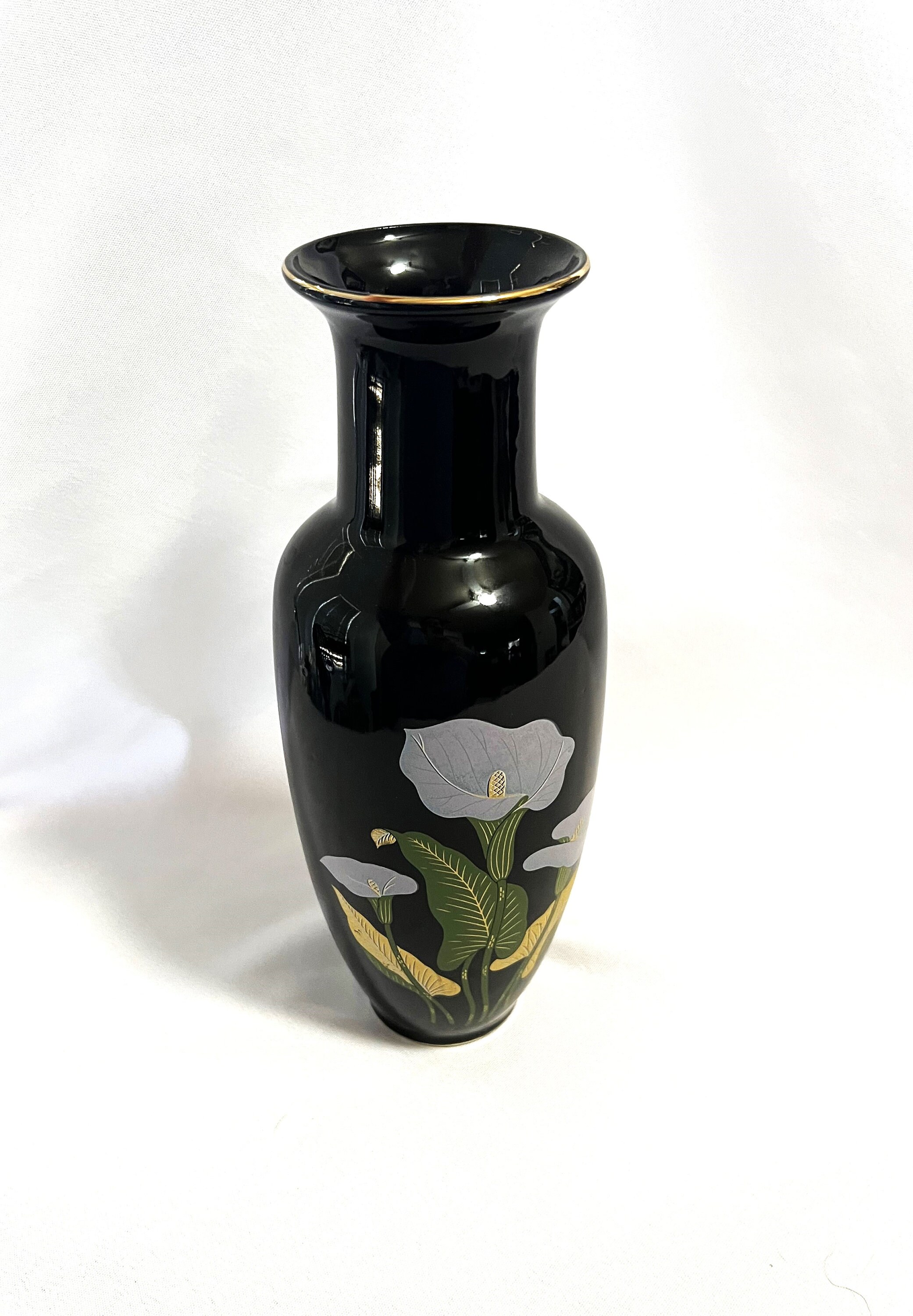 Vintage Japanese Calla Lily Black and Purple Porcelain Vase With Gold ...