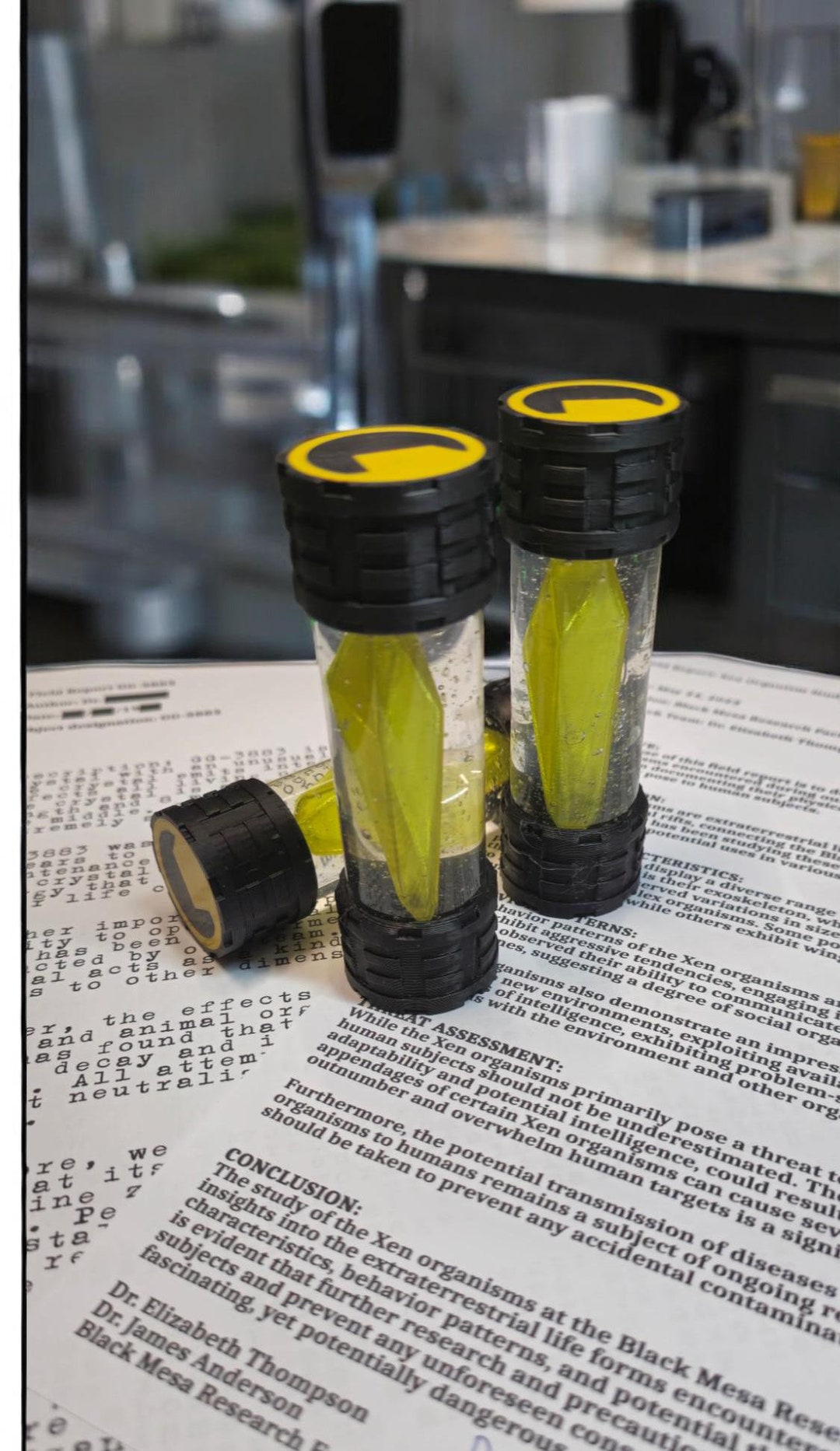 Half Life Xen Crystal GG-3883 Container Black Mesa Gordon Freeman ...