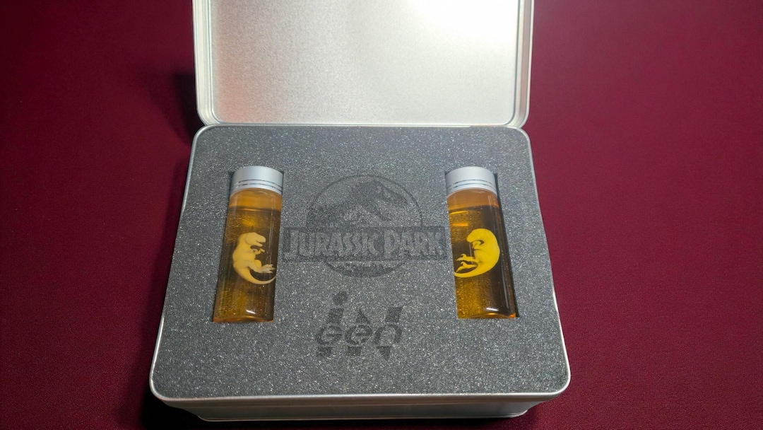 Jurassic Park Metal Box With T-rex and Raptor Embryo | Ingen Lab ...