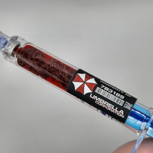 Las Plagas Parasite Syringe Resident Evil 4 Biohazard Umbrella ...